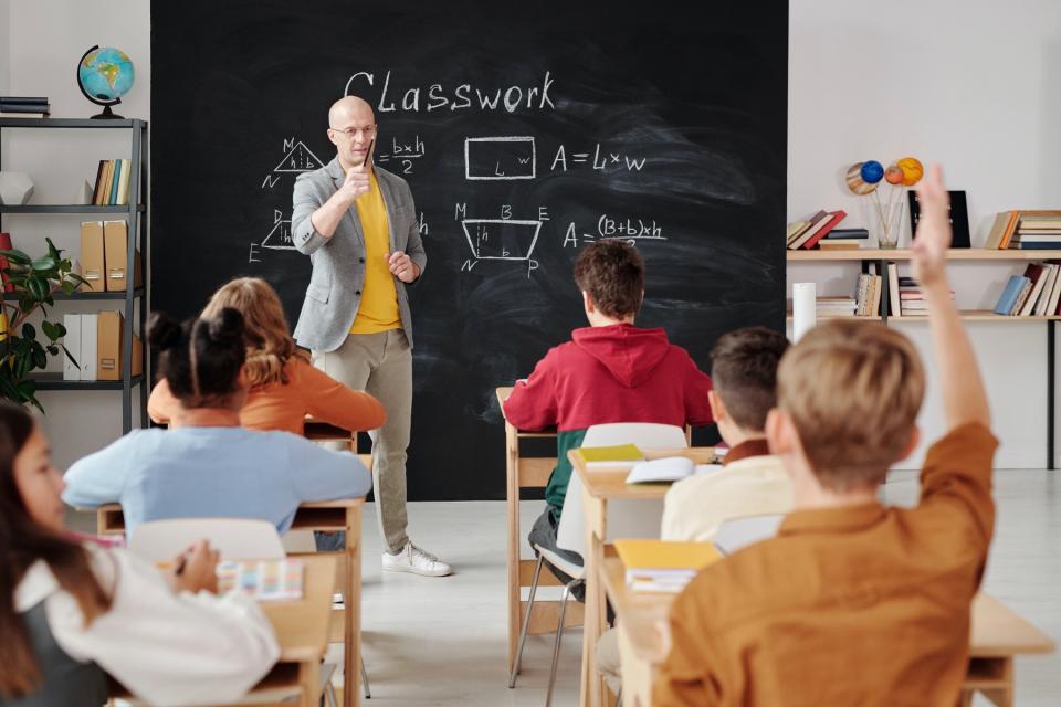 8 Tips to Provoke Your Kids' Interest in Studying | OurFamilyWizard